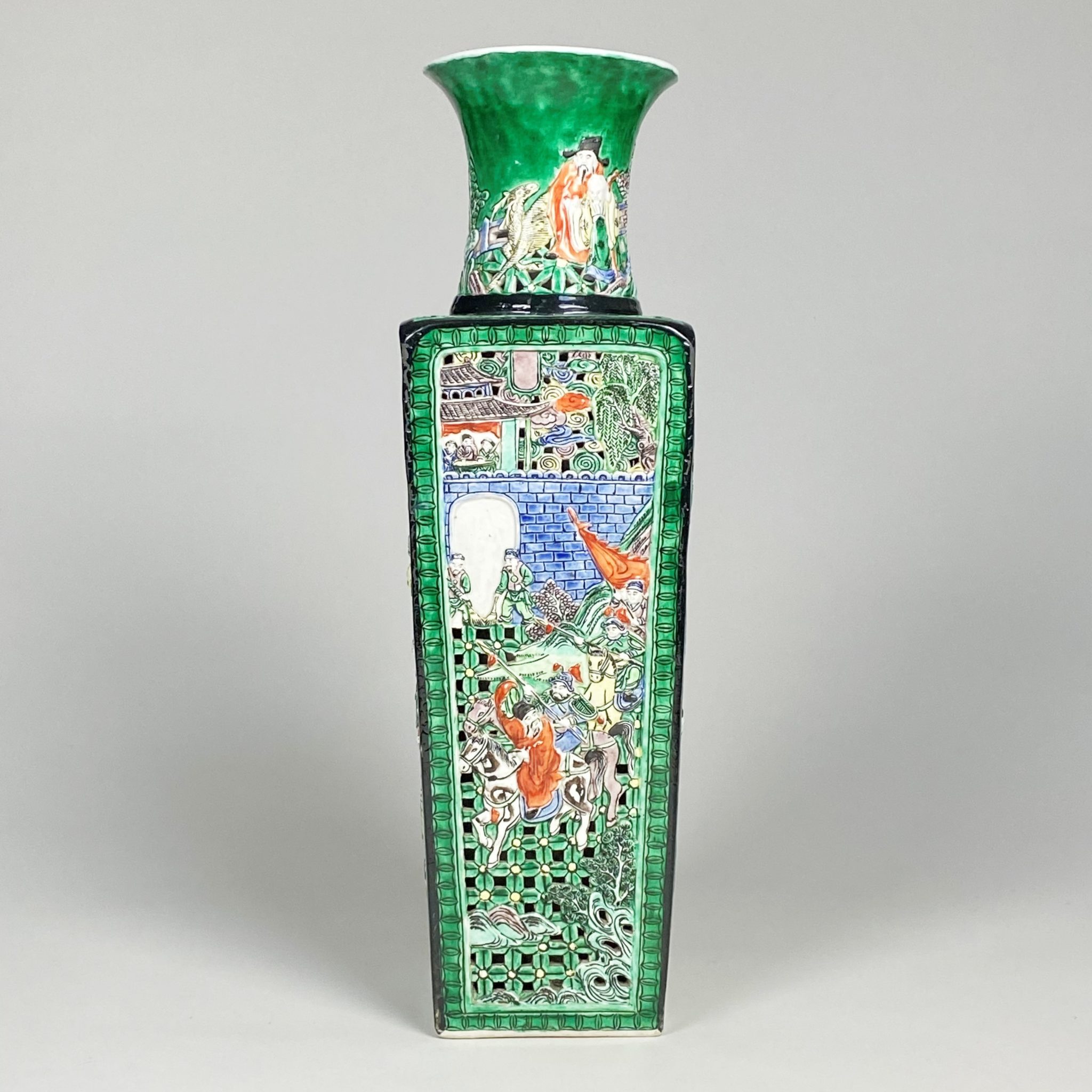 An antique pierced Chinese vase | Kevin Page